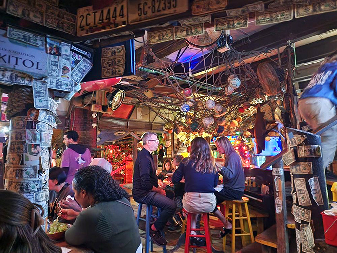 Where strangers become friends over burgers and beers. Le Tub's convivial atmosphere is the secret ingredient that keeps folks coming back.