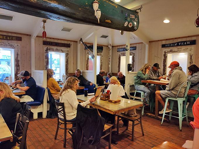 A full house of happy diners! It's like a seafood-loving family reunion, minus the awkward small talk and plus amazing food.
