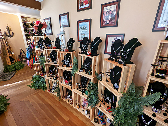 Forget diamonds &ndash; here, chocolate is a girl's (and guy's) best friend. Edible jewelry? Now we're talking!