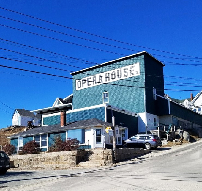 The Opera House: Where high culture meets down-home charm. Don't expect Pavarotti, but do expect a night of unforgettable local entertainment.