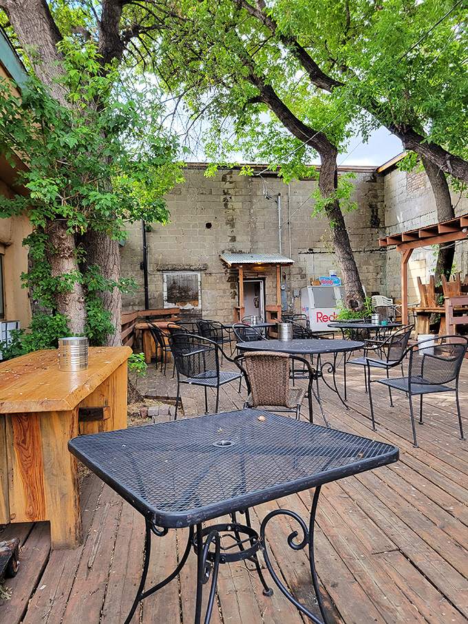 Nature meets nurture on the Sultana's patio. Sip your drink under the Arizona sky and let the stress melt away.