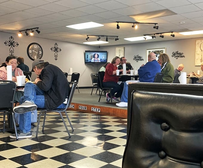 Happy diners, empty plates. At Jackie's Dream, silence is golden &ndash; and usually means the food is too good for small talk.