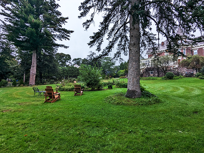 Nature meets nurture in this backyard oasis. It's the perfect spot for a post-feast nap or a pre-dinner game of hide-and-seek.