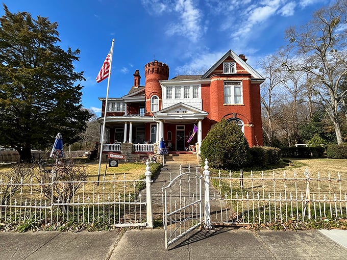 Bonnie Castle: Red brick rebellion! This Grantville gem proves Southern architecture can rock a crown&hellip; and a tower.