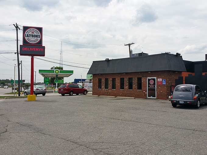 Don't let the name fool you &ndash; there's nothing lazy about these flavors! Lazy Bones is Roseville's wake-up call for taste buds.