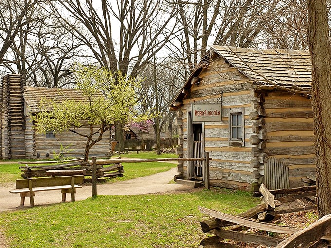 Petersburg's Lincoln connection: Where Honest Abe's footsteps echo through time. No stovepipe hat required for the full experience!