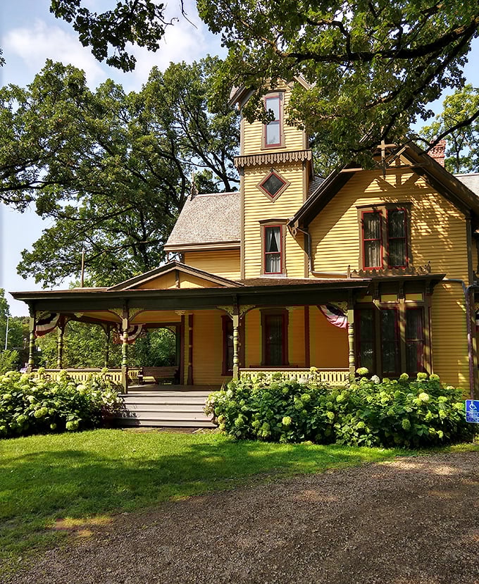 "Columns for days!" The Burwell House is proof that sometimes more is more. It's the architectural equivalent of "go big or go home."