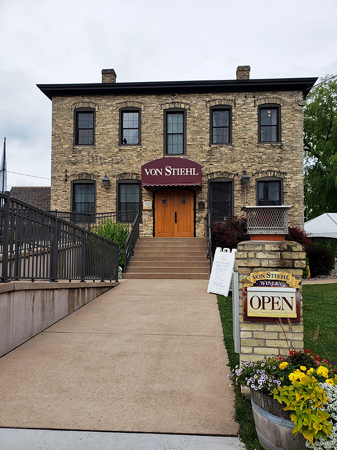Step inside Von Stiehl, Wisconsin's oldest winery! Enjoy a tasting and discover their wide selection of award-winning wines and ciders.