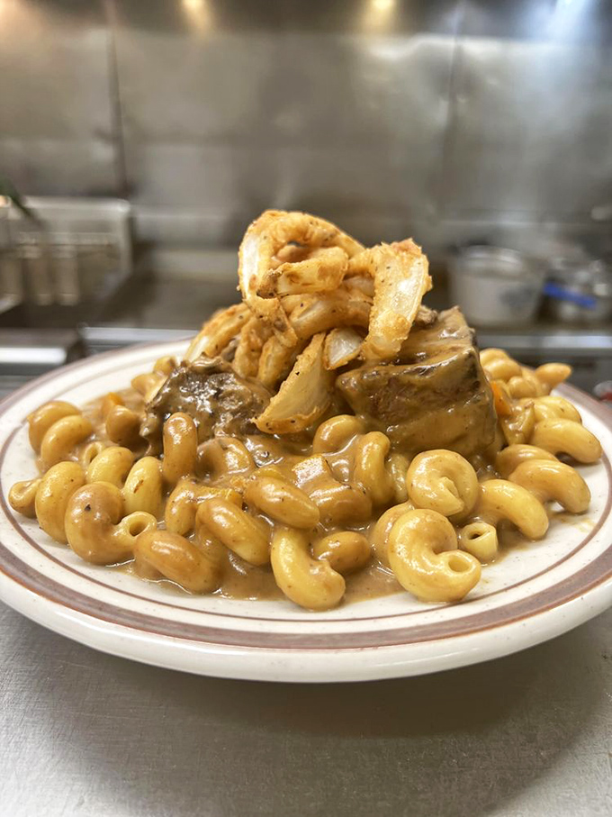 Pasta gets a beefy upgrade! This short rib pasta is what happens when Italy and the Midwest have a delicious love child.