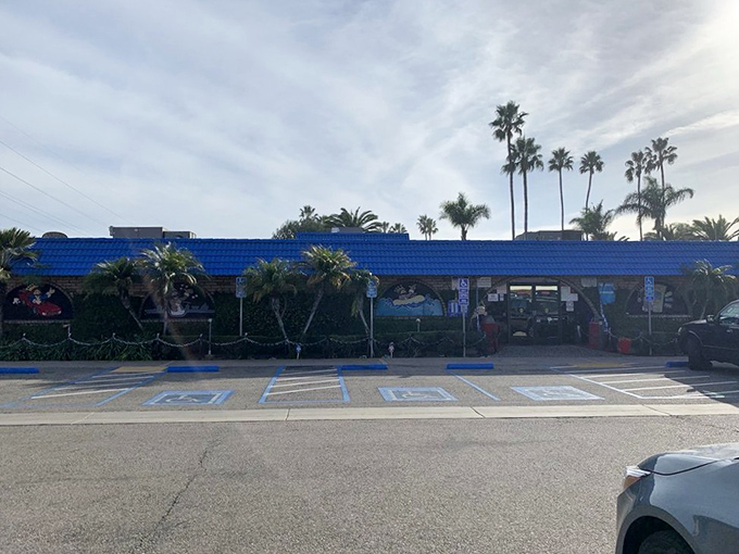 Step into a world of wonder! This entrance is like the wardrobe to Narnia &ndash; if Narnia had more golf balls and fewer lions.