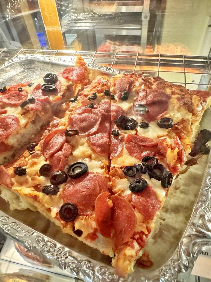 Pizza that thinks it's French? It's the culinary equivalent of Gerard Depardieu in a New York accent!