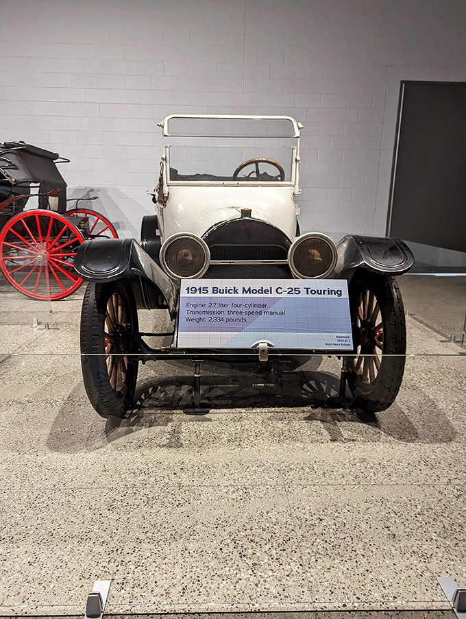 Meet the great-great-grandaddy of your sedan! This 1915 Buick is the OG of road trips and Sunday drives.
