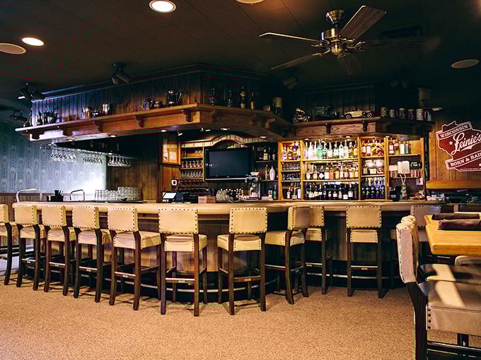 Pull up a chair and stay awhile. Fannies' bar is where strangers become friends, and friends become family.