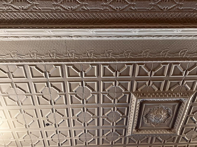 Look up and marvel! The Strand's ornate ceiling is like a supporting actor that steals every scene. Art deco? More like art dazzle!