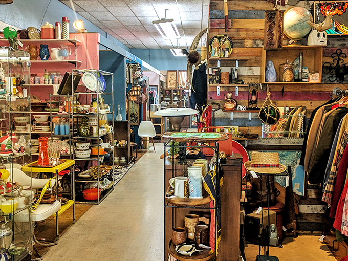Mid-century modern meets eclectic chic! This corner looks like "Mad Men" and "I Dream of Jeannie" had a decorating love child.