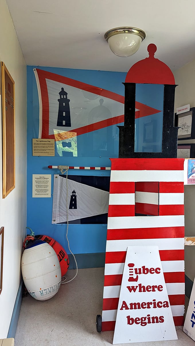 Nautical chic meets history geek! This museum corner is like a Pinterest board for lighthouse enthusiasts.