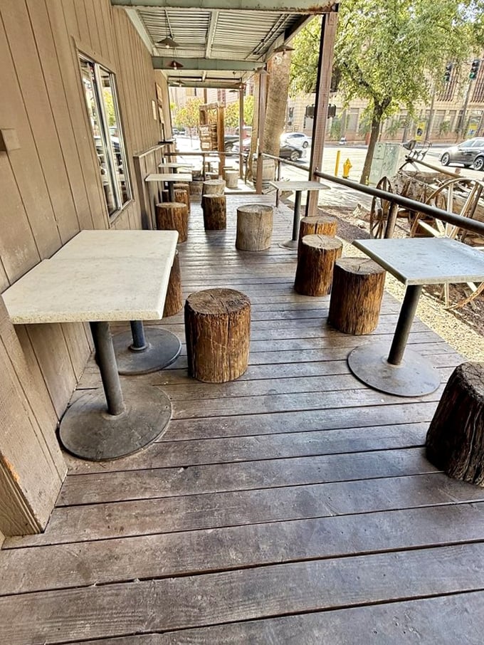 Dine al fresco, cowboy style! These rustic log seats are perfect for enjoying your burger while pretending you're in an old Western.