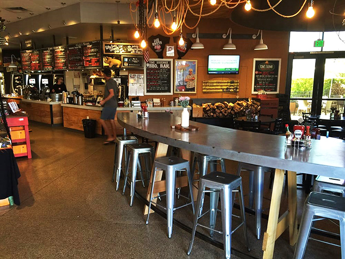 Pull up a stool and prepare for flavor central. This bar serves up liquid refreshment with a side of smoky aromatherapy. BBQ perfume, anyone?