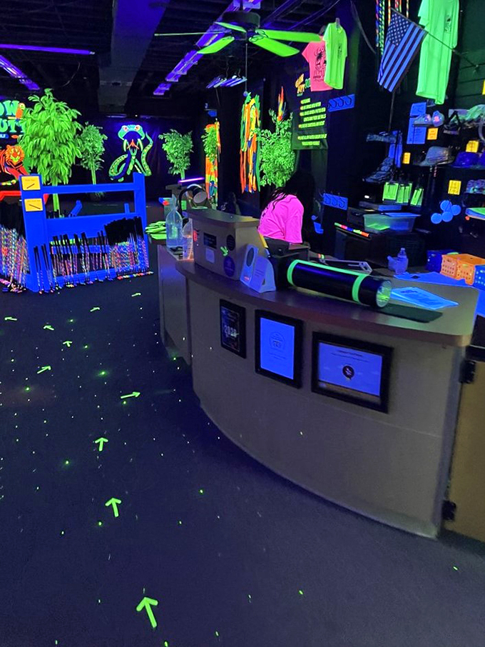 At this counter, even the staff glow with enthusiasm. It's like being served by friendly fireflies &ndash; talk about customer service with a shine!