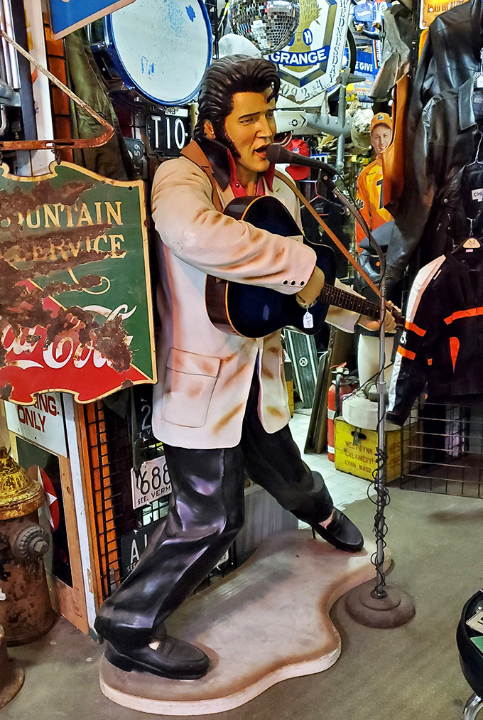 The King lives... in statue form! This life-size Elvis is ready to rock your living room or garden. Just don't be surprised if the neighbors start requesting "Love Me Tender."