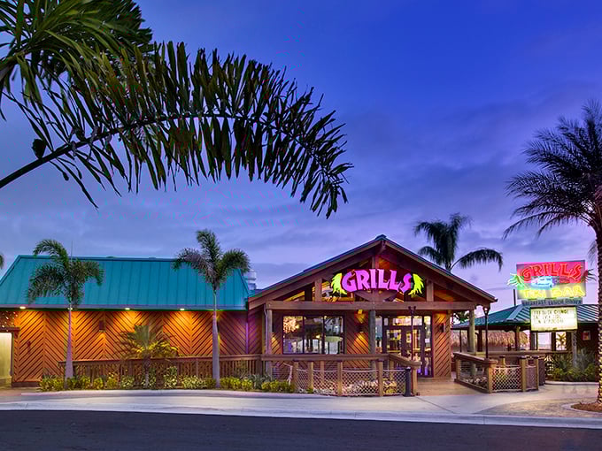 Grills Seafood: Where tiki dreams and seafood schemes come true. It's a flavor vacation without leaving the shore!