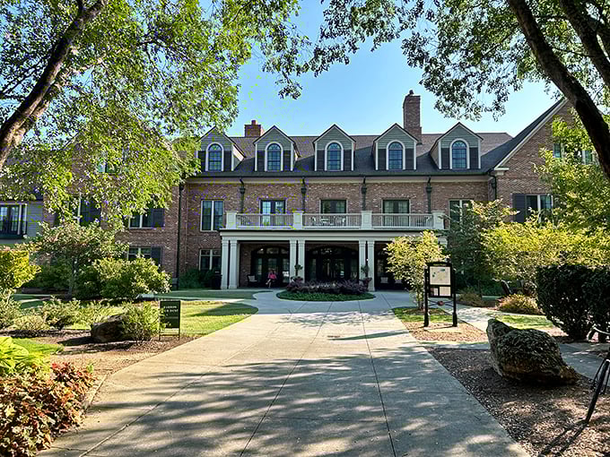 Golf carts instead of horses, but Barnsley Resort still lets you live out your Jane Austen fantasies in style.