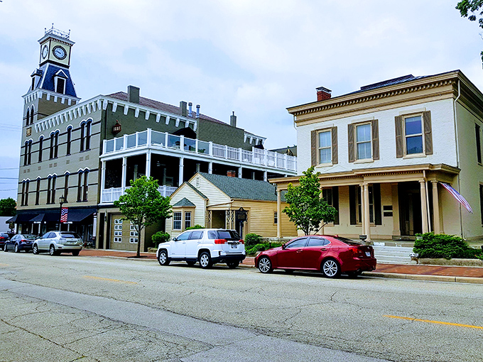 Lebanon: Home of the Golden Lamb, serving guests since 1803. It's hosted more presidents than your local Applebee's – guaranteed!