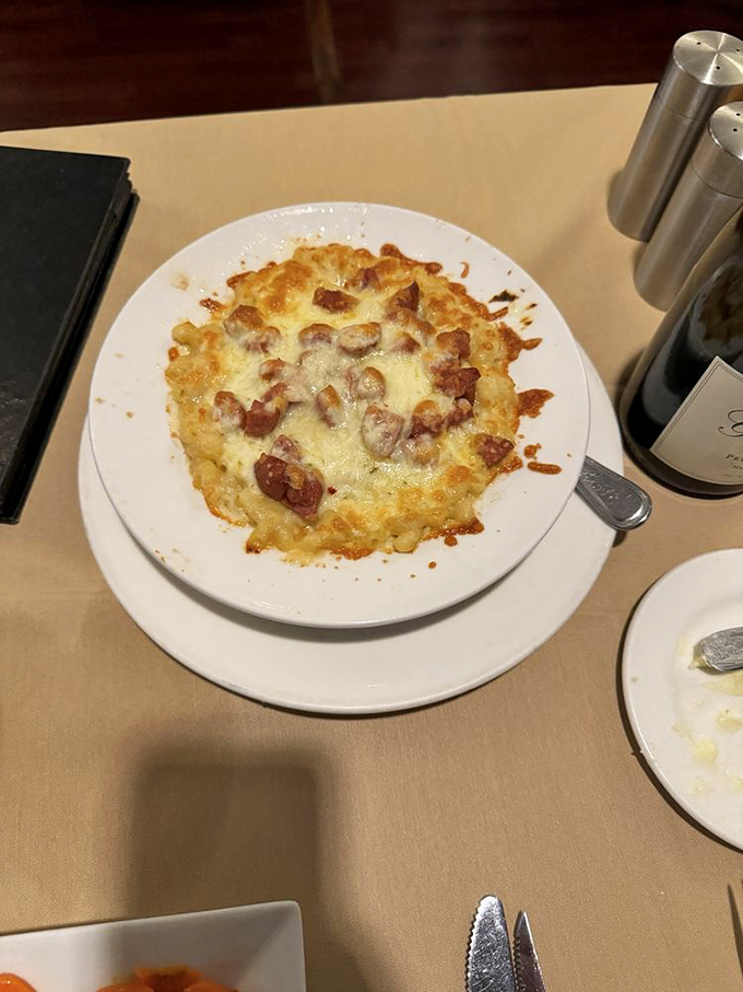 Cajun Mac & Cheese: Where comfort food meets Mardi Gras in a cheesy, spicy dance of deliciousness.