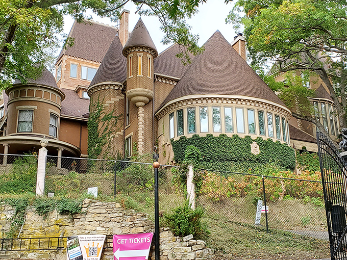 Your carriage awaits! Well, maybe just your feet. This entrance beckons visitors to embark on a fairytale adventure.