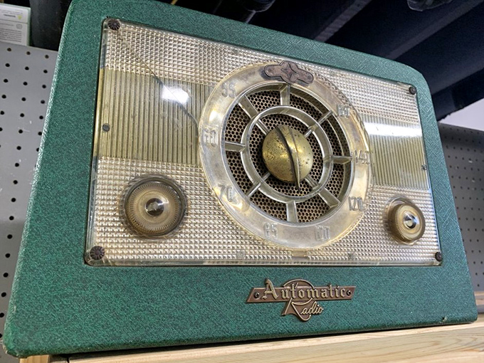 Tune in to yesteryear! This vintage radio is ready to broadcast straight from the golden age of entertainment to your living room.