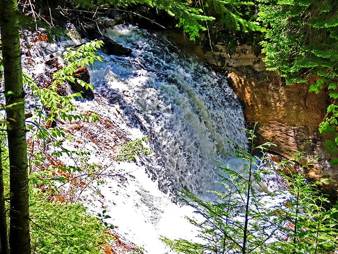 Water's wild dance party! This cascade's got moves that would make even the smoothest ballroom dancer envious.