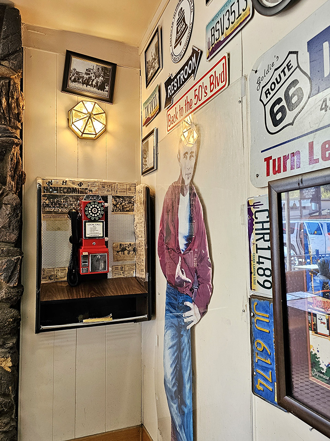 Wall-to-wall wonder! Goldie's decor is like a crash course in Americana &ndash; no textbook required, just bring your appetite and curiosity.