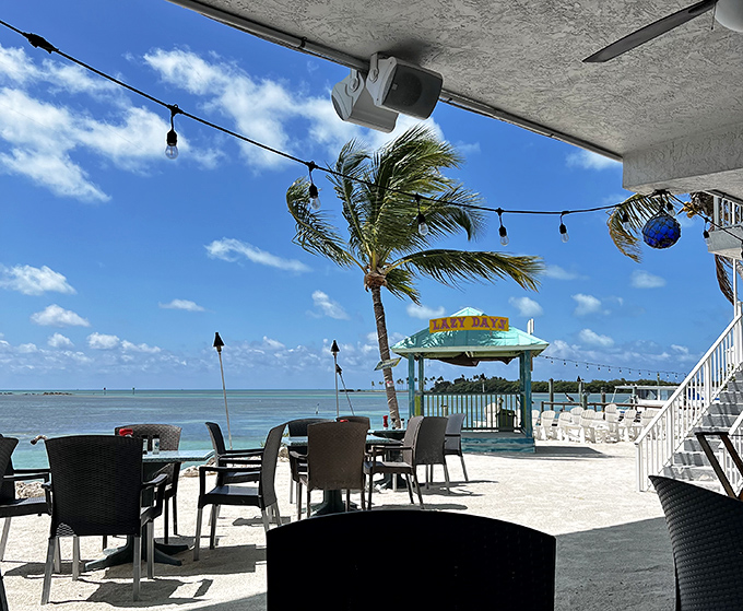 Oceanfront dining that'll make you forget your own name. Who needs a screensaver when you've got this view with your meal?