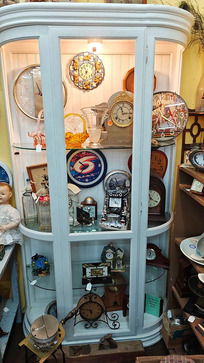 Time after time! This collection of clocks is enough to make even the White Rabbit from Alice in Wonderland lose track of the hours.