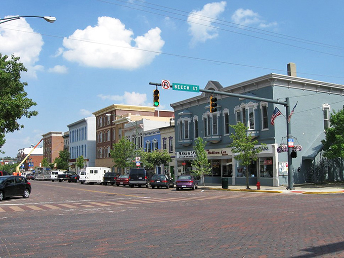 High Street or Main Street? Whatever you call it, this stretch of Oxford charm is where small-town America meets college town cool.