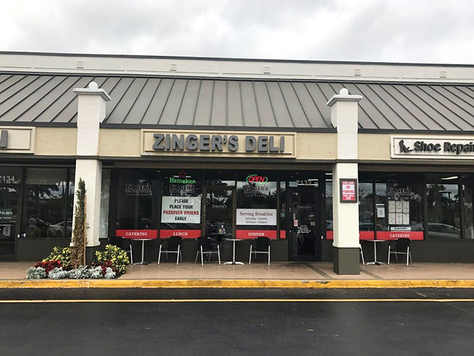 Al fresco appetite! Zinger's outdoor seating lets you enjoy your deli feast while soaking up some Florida sunshine &ndash; just watch out for sandwich-snatching seagulls!