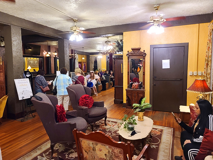 Tarot readings and ghostly gatherings? Just another Tuesday night at Hotel Cassadaga. No big deal.