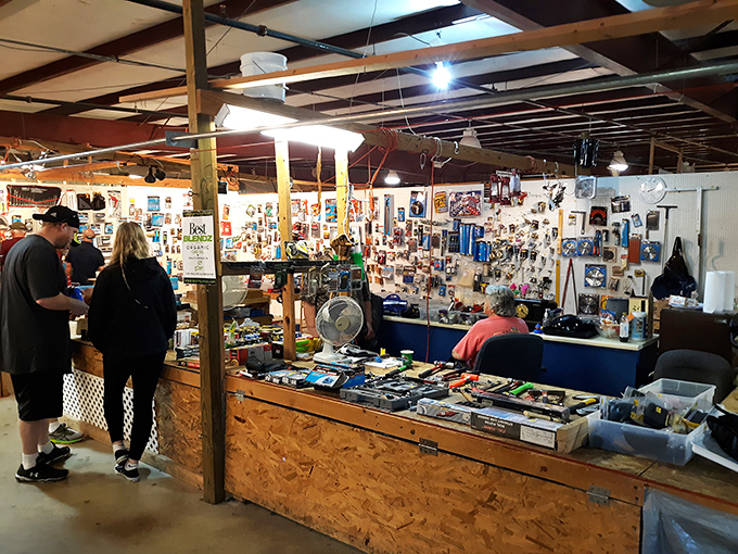 Tool time extravaganza! Whether you're a DIY dynamo or just like to pretend, there's a gadget here with your name on it.