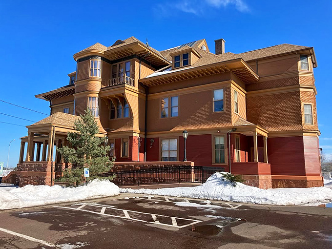 Winter wonderland, meet architectural marvel. Fairlawn Mansion looks like it's auditioning for a starring role in a Hallmark Christmas movie.