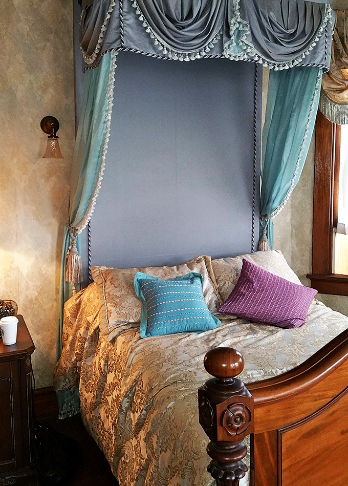 Sweet dreams are made of this! This bed is so inviting, you might find yourself hitting the snooze button well into the next century.