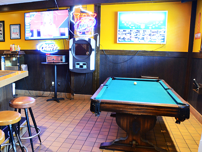 Rack 'em up! When bowling balls need a rest, there's always time for a quick game of pool in this retro-cool corner.