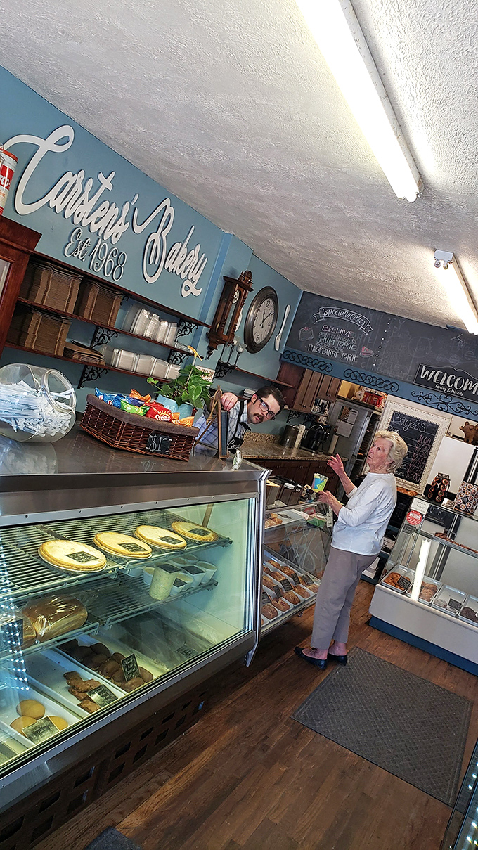 Customer service with a smile! These friendly faces are the cherry on top of your bakery experience. They're basically real-life fairy godmothers, granting pastry wishes.