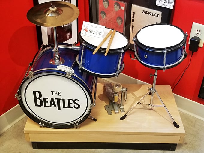 Ringo's realm! This drum set might not be the real deal, but it's still got us tapping our feet to an imaginary beat.