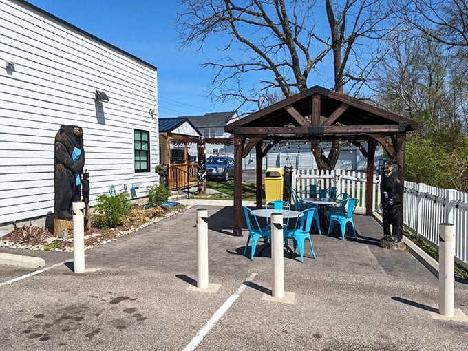 Al fresco donut dining! This charming outdoor seating area is perfect for enjoying your treats while watching the world (and your diet) go by.
