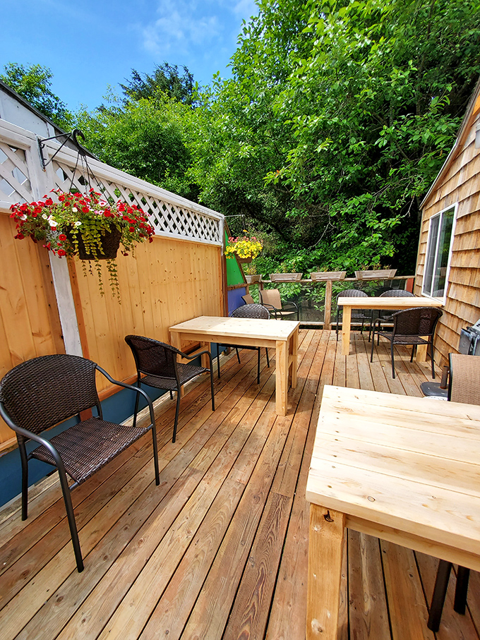 Alfresco dining with a side of sunshine! This charming patio is where pancakes meet fresh air, and every meal feels like a mini-vacation.