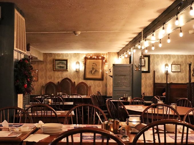 Tables set for memories in the making. At Tavern on Main, every meal is a chance to star in your own Norman Rockwell painting.