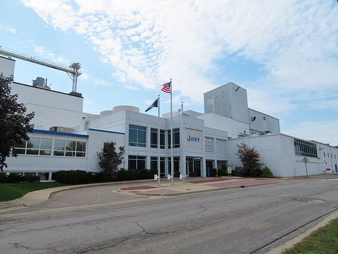 Chelsea: Small town, big personality. Home to the Purple Rose Theatre, it's like Broadway took a delightful detour through Michigan.