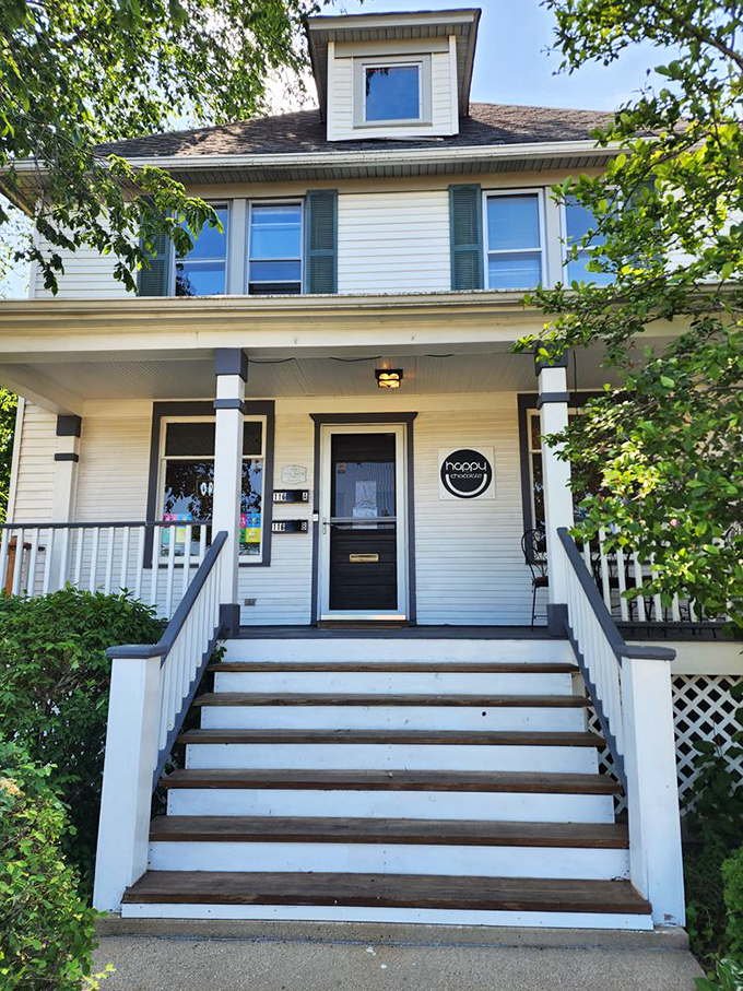 Chocolate inspiration or chocolate revelation? This unassuming spot might just change your life... or at least your waistline!