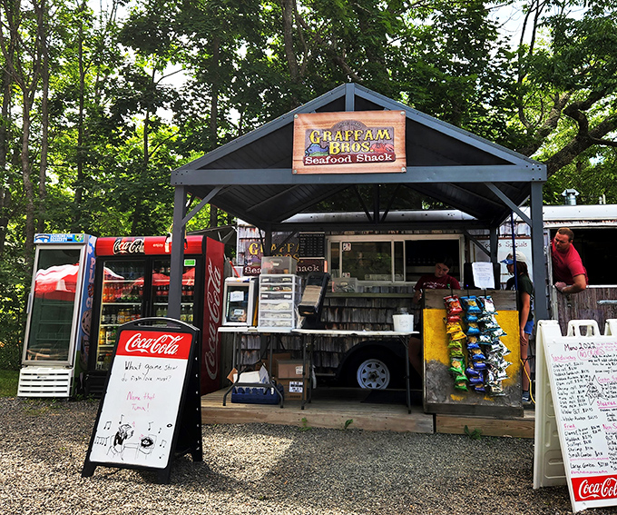 Who needs walls when you've got lobster this good? Graffam Bros keeps it simple: great seafood, zero pretension.