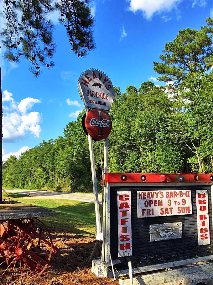 Open 9 to 9? More like "open whenever you're ready for the best BBQ of your life." Heavy's is a time capsule of smoky, saucy goodness.